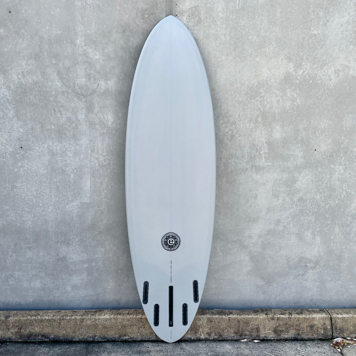 Single fin surfboards online Byron Bay – elemntsurf